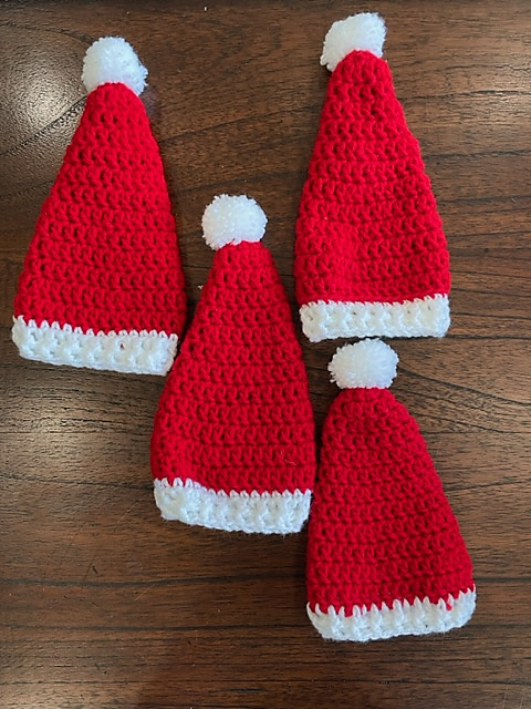 Ravelry: Preemie Santa Elf Hats pattern by Kelly Zahn