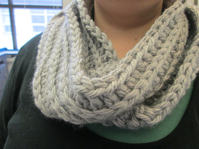 Ravelry: Faux Cable-Knit Infinity Scarf pattern by Sharon Klapperich