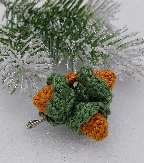 Ravelry: Drei Haselnüsse für … pattern by Jeanette Stark