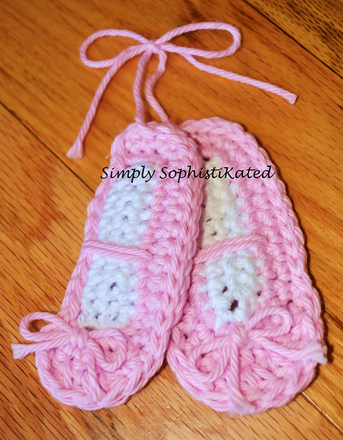 Ravelry: Ballet Slipper Applique pattern by Kate Marshall
