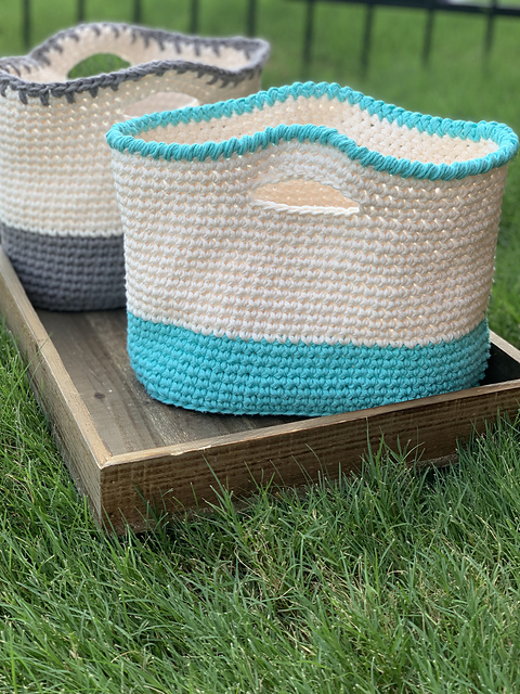 Ravelry: Float Tote Mini pattern by Knitty Natty