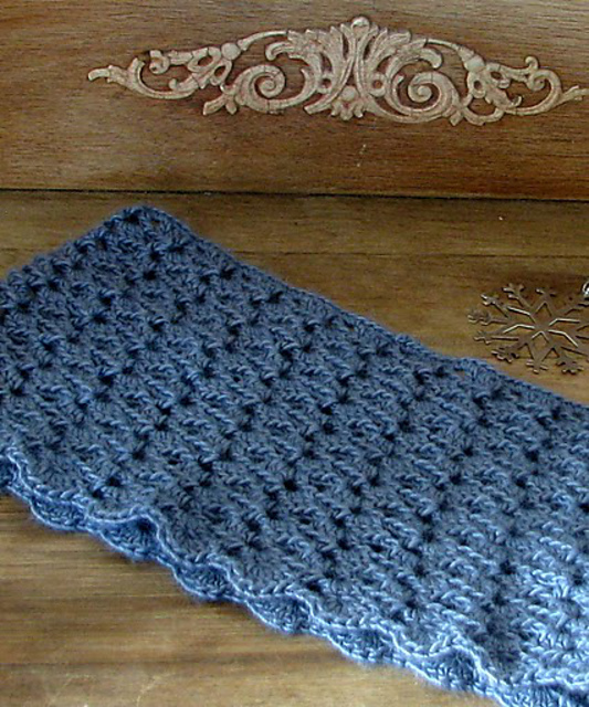 Ravelry: Andes Cowl pattern by Laura Walsh