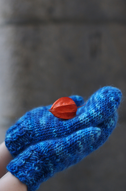 Ravelry: Blueberry Hill pattern by Lisa Sisk