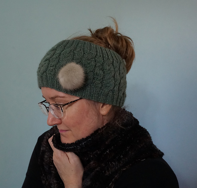 Ravelry: Cabled Ear Warmer pattern by Heather Storta