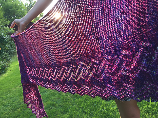 Ravelry: Good Juju pattern by Emily Lipa