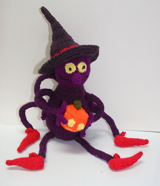Ravelry: Spooky Spider pattern by Alan Dart