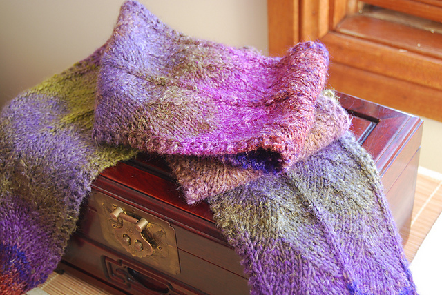 Ravelry: Choke (silk garden scarf) pattern by Ailsa Daly