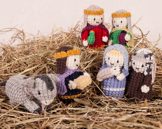 Ravelry: Knit Nativity pattern by Angela Turner