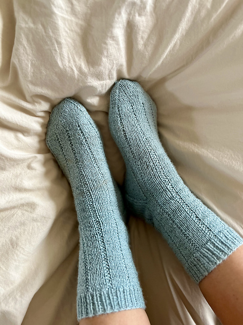 Ravelry: Penelope Socks pattern by Little Loops