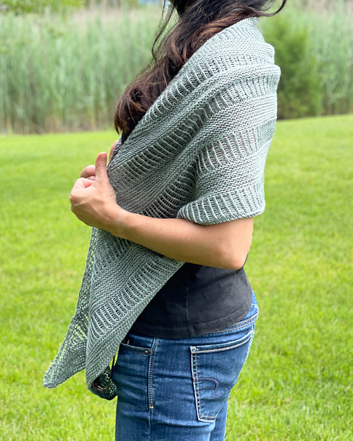 Ravelry: Centrifugal Shawl pattern by Knit Element