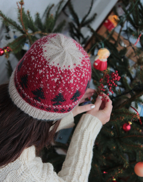 Ravelry: Christmas Holiday pattern by Knitting For Breakfast