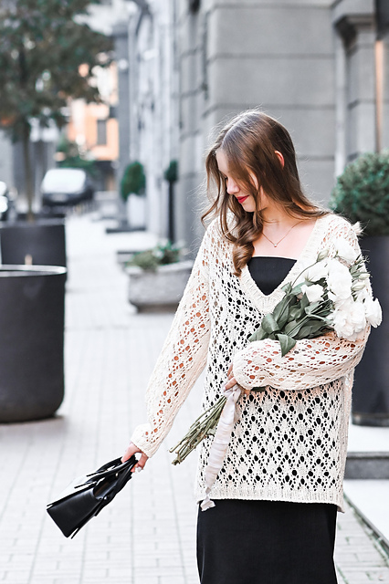 Ravelry: Mandry pullover pattern by Natalie Pelykh