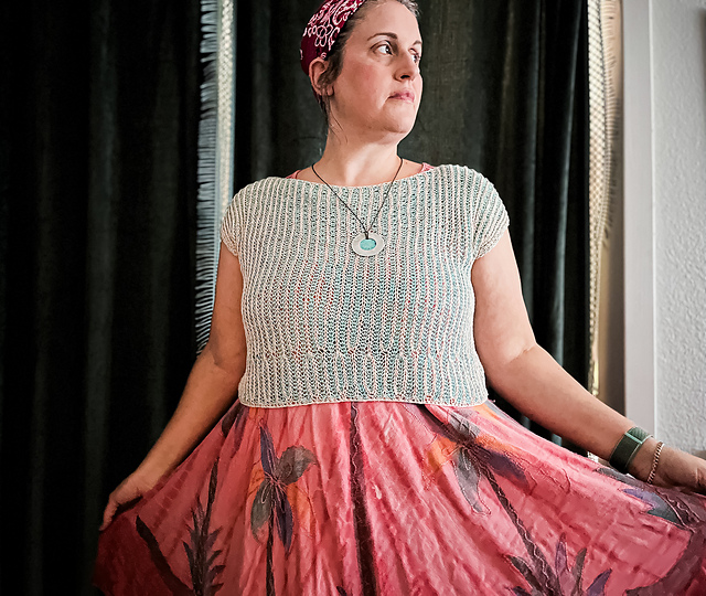 Ravelry: Sugar Bomb Crop pattern by Lesley Anne Robinson