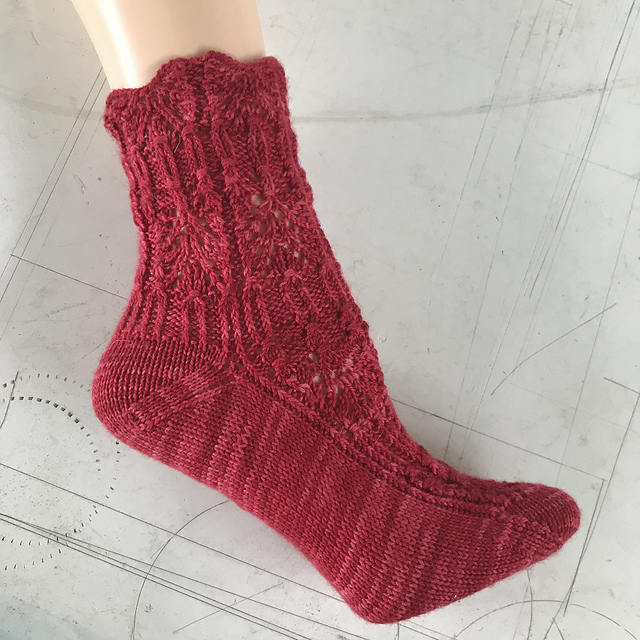 Ravelry: Rusla pattern by Shannon Okey