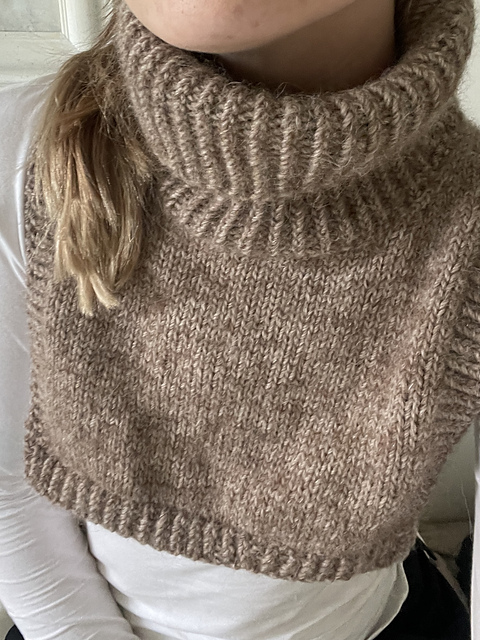 Ravelry: Olive Polo Neck pattern by knitkult