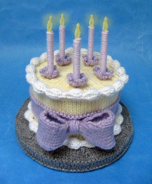 Ravelry: Birthday Cake pattern by Alan Dart