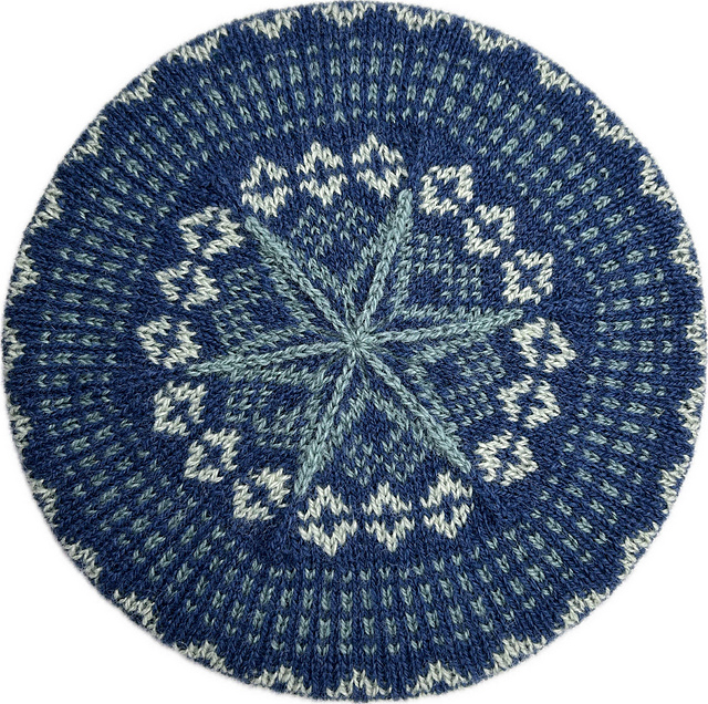 Ravelry: Spinneriluen pattern by Wenche Roald