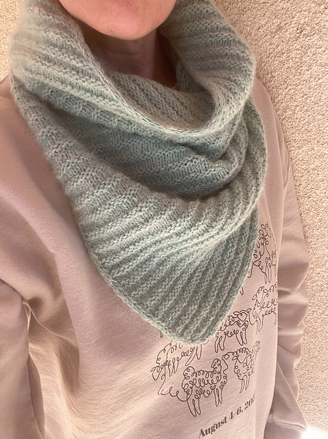 Ravelry: knitnpurlen's TRAVELER COWL ~ DRK TK v.2