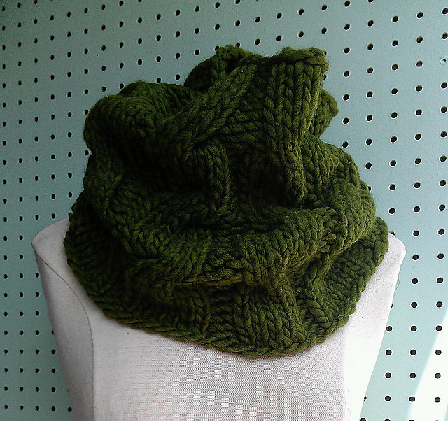 Ravelry: Super Simple Cabled Cowl pattern by Haley Waxberg