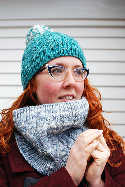 Ravelry: Earl Grey Cowl pattern by Clare Devine