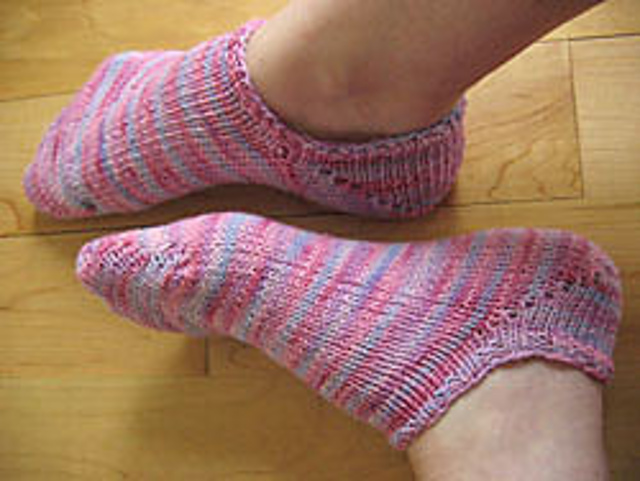 Ravelry: Alison's Ankle Socks pattern by Alison Hansel