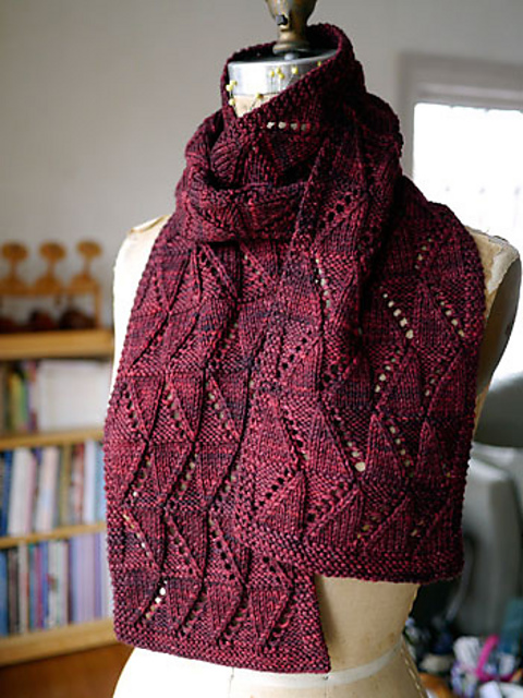 Ravelry: Fall Line Scarf pattern by Anne Hanson