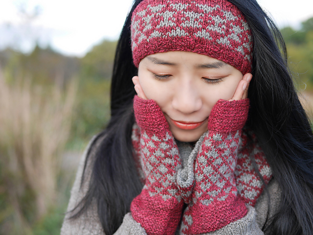Ravelry: Escher Angles Fingerless Mitts pattern by Mary O'Shea
