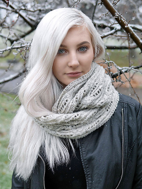 Ravelry: Hermez pattern by Anne Hanson