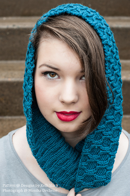 Ravelry: HexiCowl pattern by Kelli Slack