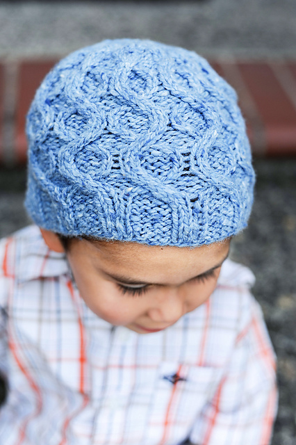 Ravelry: Shifting Bricks Hat pattern by Kelli Slack