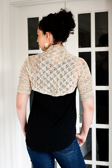 Ravelry: Paula Shrug pattern by Kelli Slack