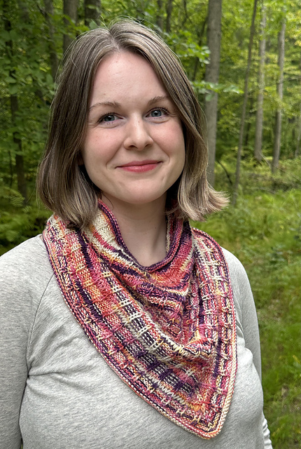 Ravelry: Spesh Cowl pattern by Chit Chat Knits