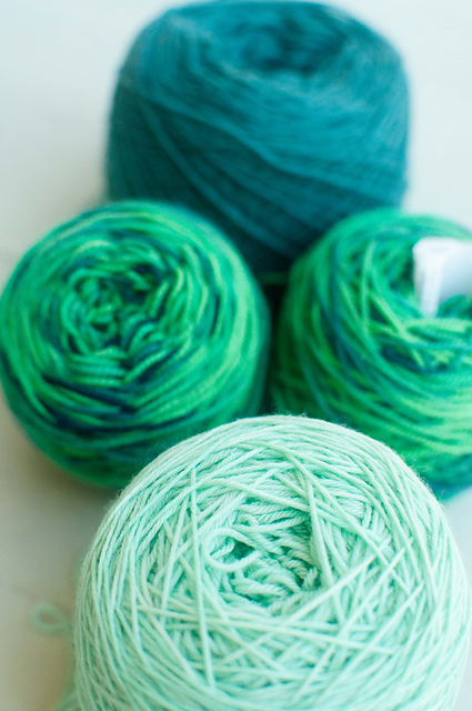 Ravelry: knitthehellout's Dotted Rays