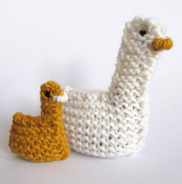 Ravelry: Mother Duck & Duckling pattern by Sarah Barczyk