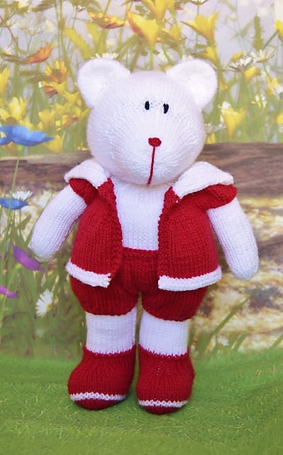 Ravelry: Bear Hugs pattern by Knitting by Post