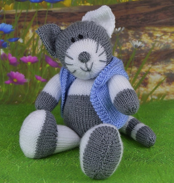 Ravelry: Patch the Cat pattern by Knitting by Post