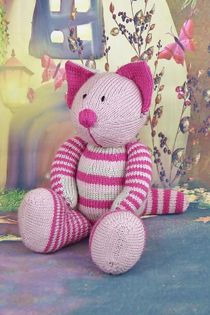 Ravelry: Rosè the Cat pattern by Knitting by Post