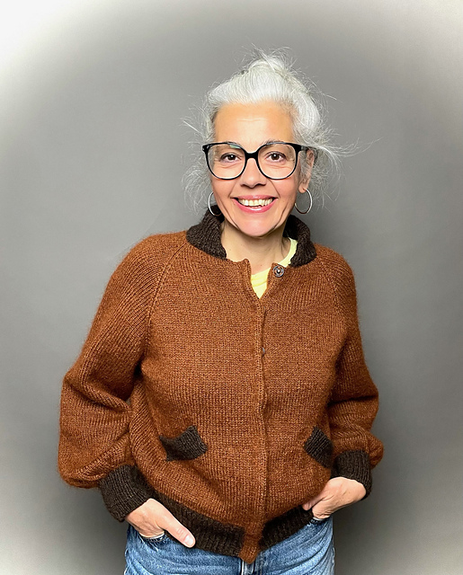 Ravelry: "Roasty"-Blouson pattern by Dani Bauer
