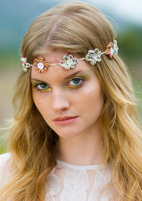 Ravelry: Daisy Chain pattern by Louisa Harding