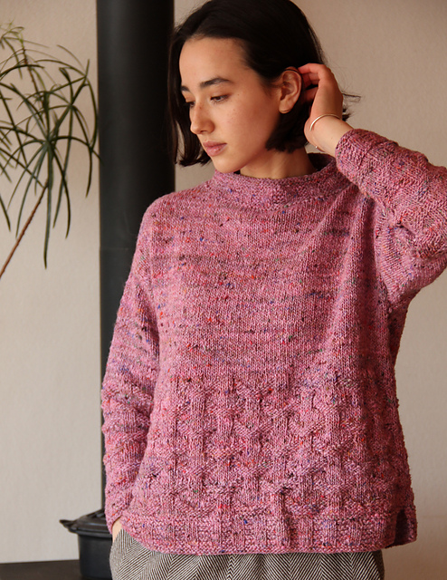 Ravelry: Ajisai pattern by Eisaku Noro Design Team 野呂英作企画室