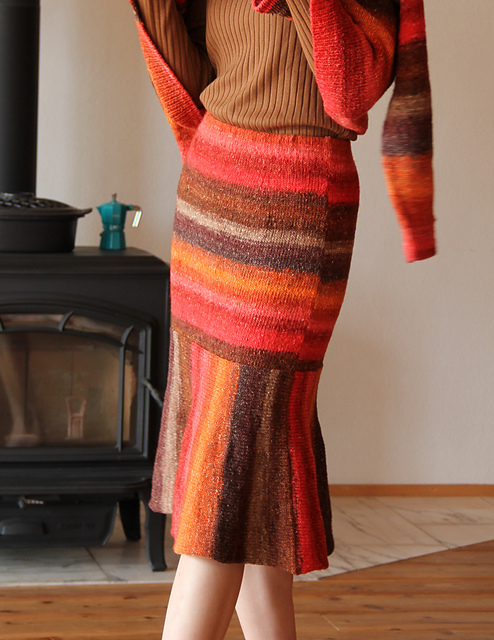 Ravelry: Sumire pattern by Eisaku Noro Design Team 野呂英作企画室