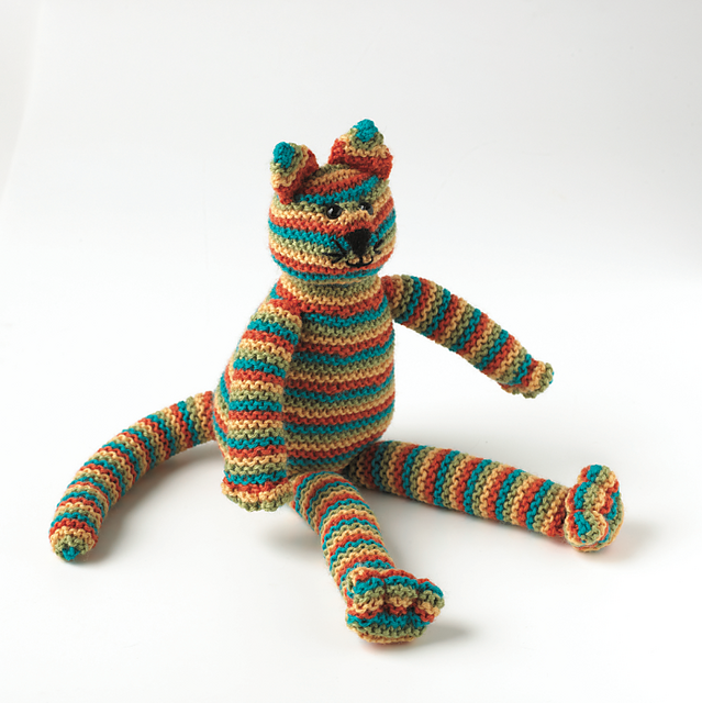Ravelry: Rainbow Cat pattern by Sue Stratford