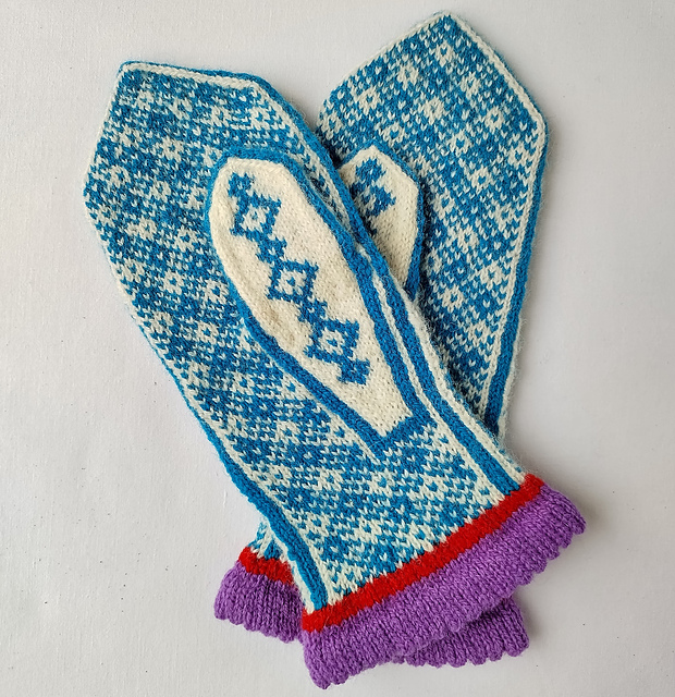 Ravelry: Knitting Jenny 6: Fair Isle Mittens pattern by Jennifer Daley