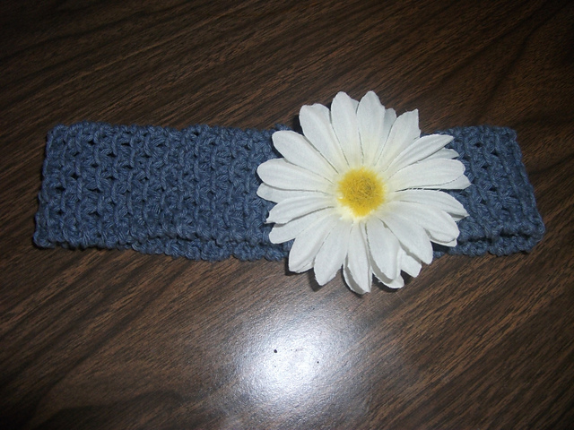 Ravelry: Girl's headband pattern by Becca McNally
