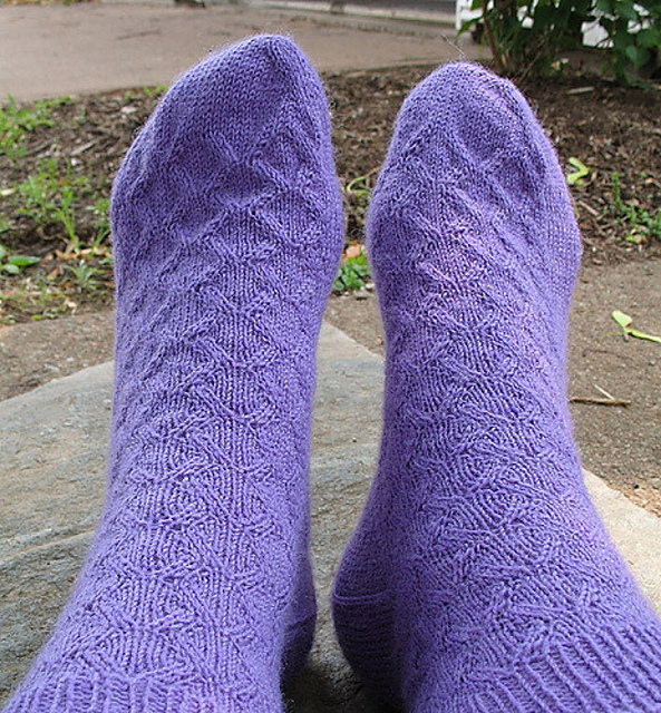 Ravelry: Diamante pattern by Deb Barnhill