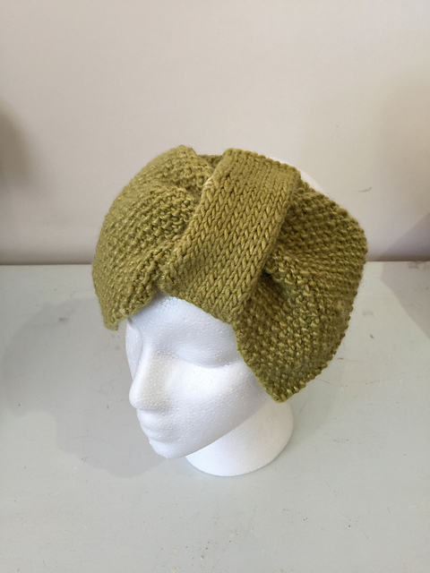 Ravelry: Easy Peasy Big Bow Headband pattern by Kayla Waxman