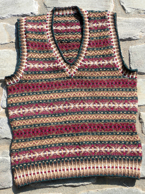 Ravelry: Winterberry pattern by Varian Brandon