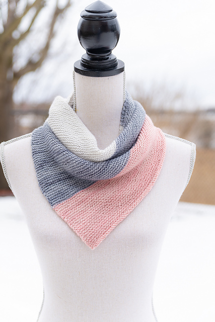 Ravelry: As You Like Cowl pattern by Kelene Kinnersly