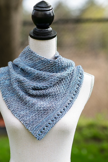 Ravelry: Dusting of Purls Cowl pattern by Kelene Kinnersly