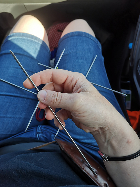 Ravelry: knitwizely's Knitting without fatigue: Using a Shetland ...